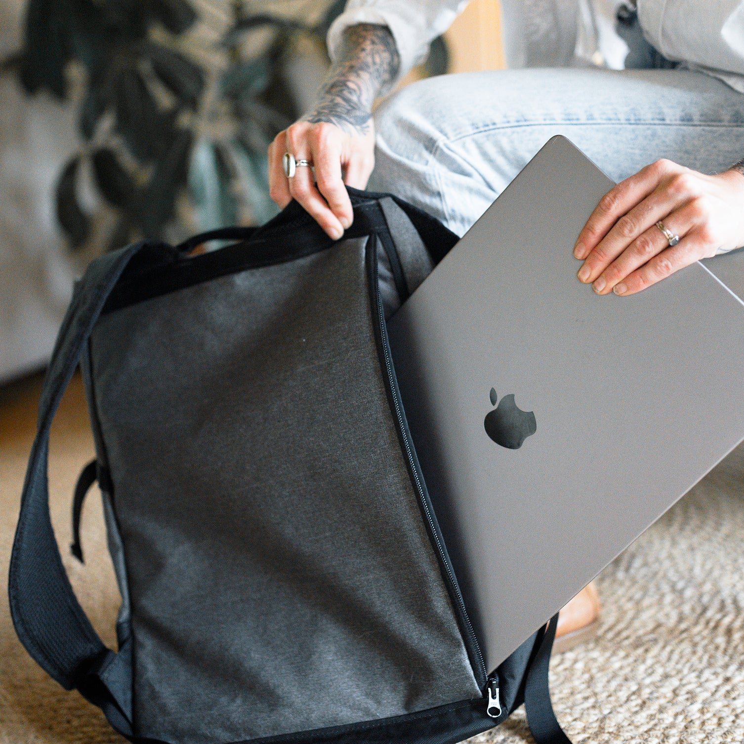 Flowfold Commuter Center Zip Backpack Made in USA | Flowfold