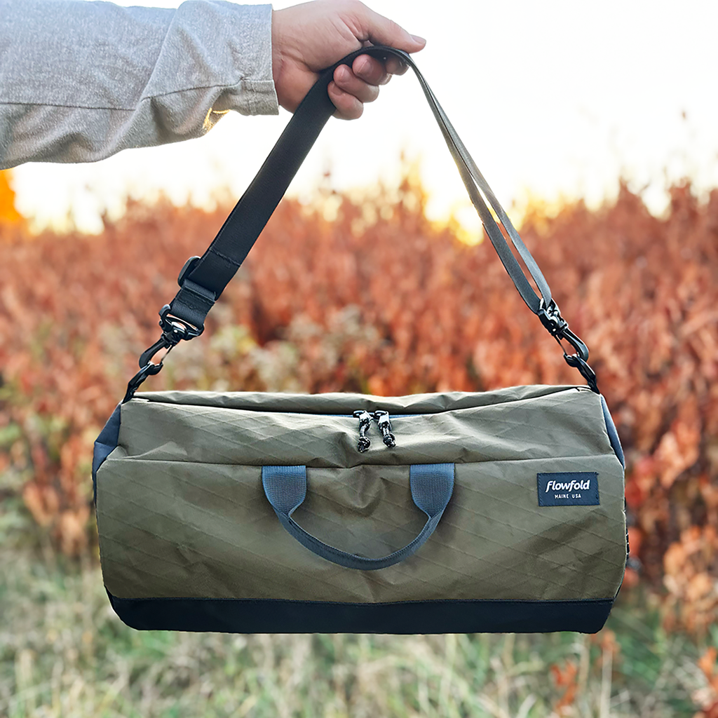 Flowfold Conductor 20L Travel Duffle Bag | Flowfold